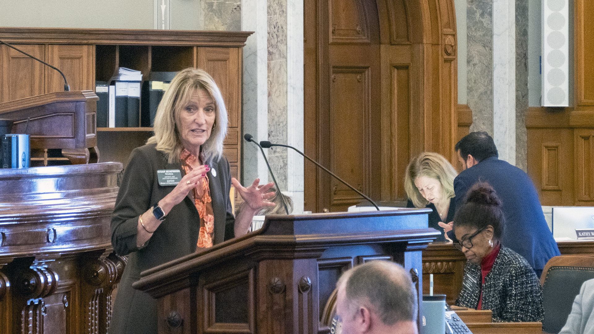 Bill approved to begin elections of Kansas Supreme Court justices; now ...